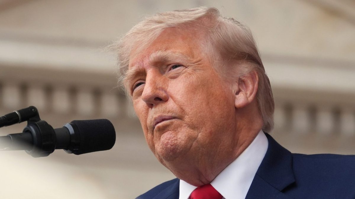 Deluded Trump’s strength is draining away as deal becomes unstuck