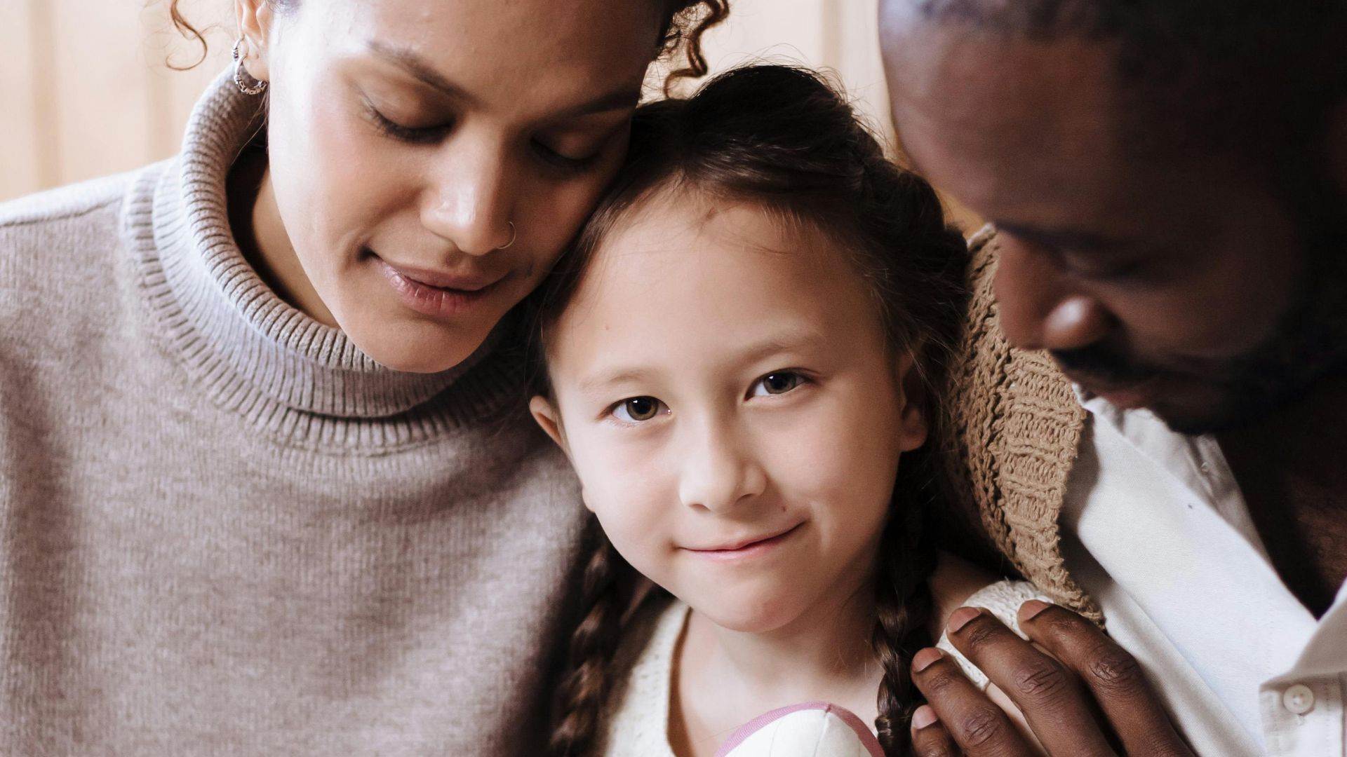 20 signs you were the adult in your family before you were old enough ...