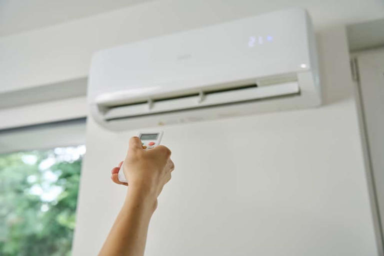 The best temperature to set your air conditioner in winter to stay warm ...
