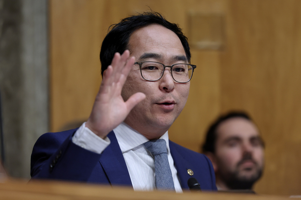 Senate Democrat Andy Kim and ICE clash over pepper spray incident