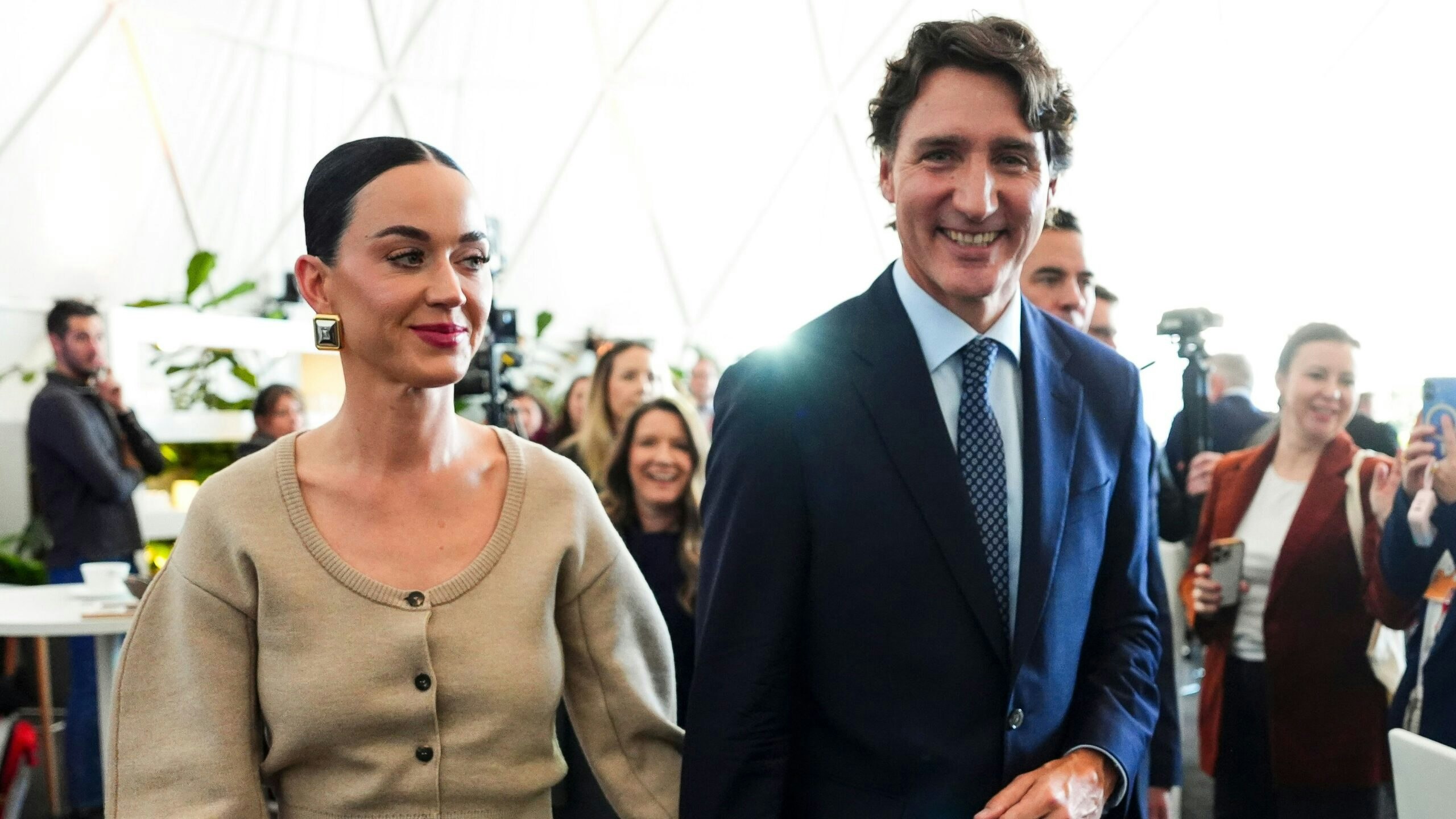 Justin Trudeau’s friends have been warning him about Katy Perry – will ...