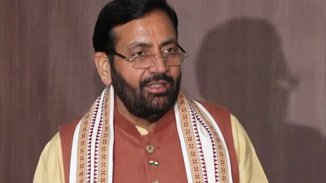 Haryana CM Saini reviews key projects, directs timely completion
