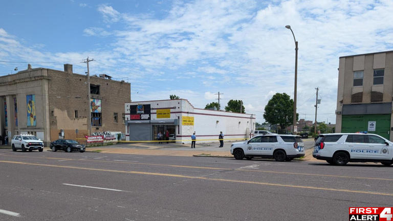 Police: Man shot, killed in Columbus Square neighborhood