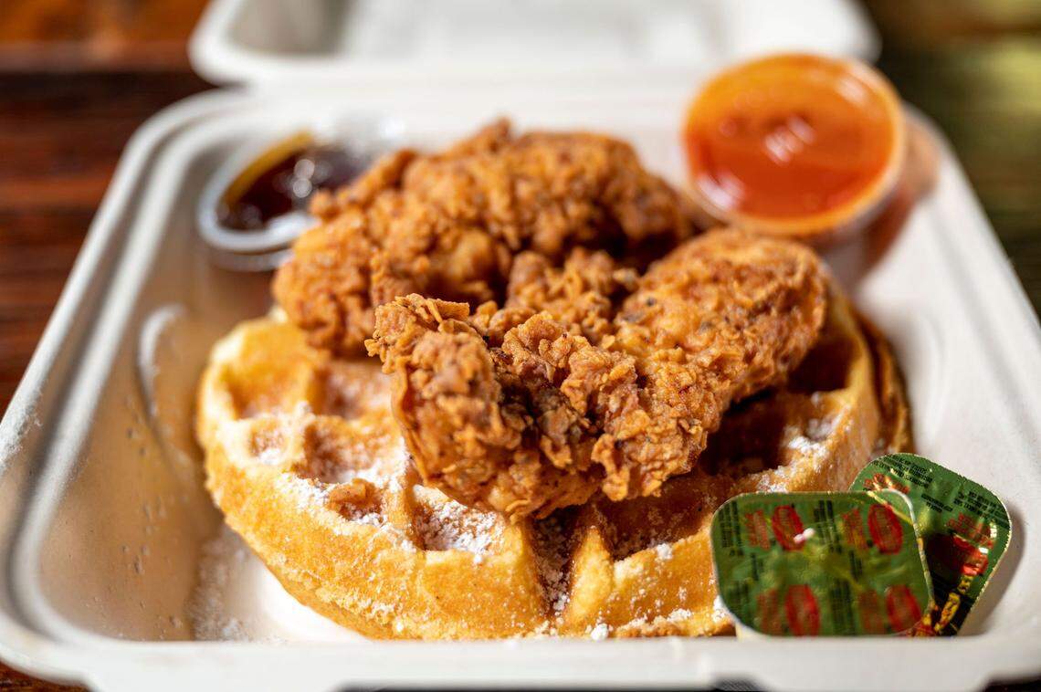 Buddy's Chicken, Go Philly among food trucks headed to downtown this summer