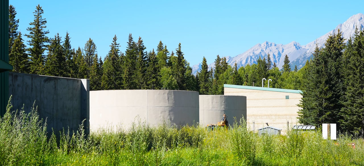 Canmore's battle against sewage stench continues, with an end in sight