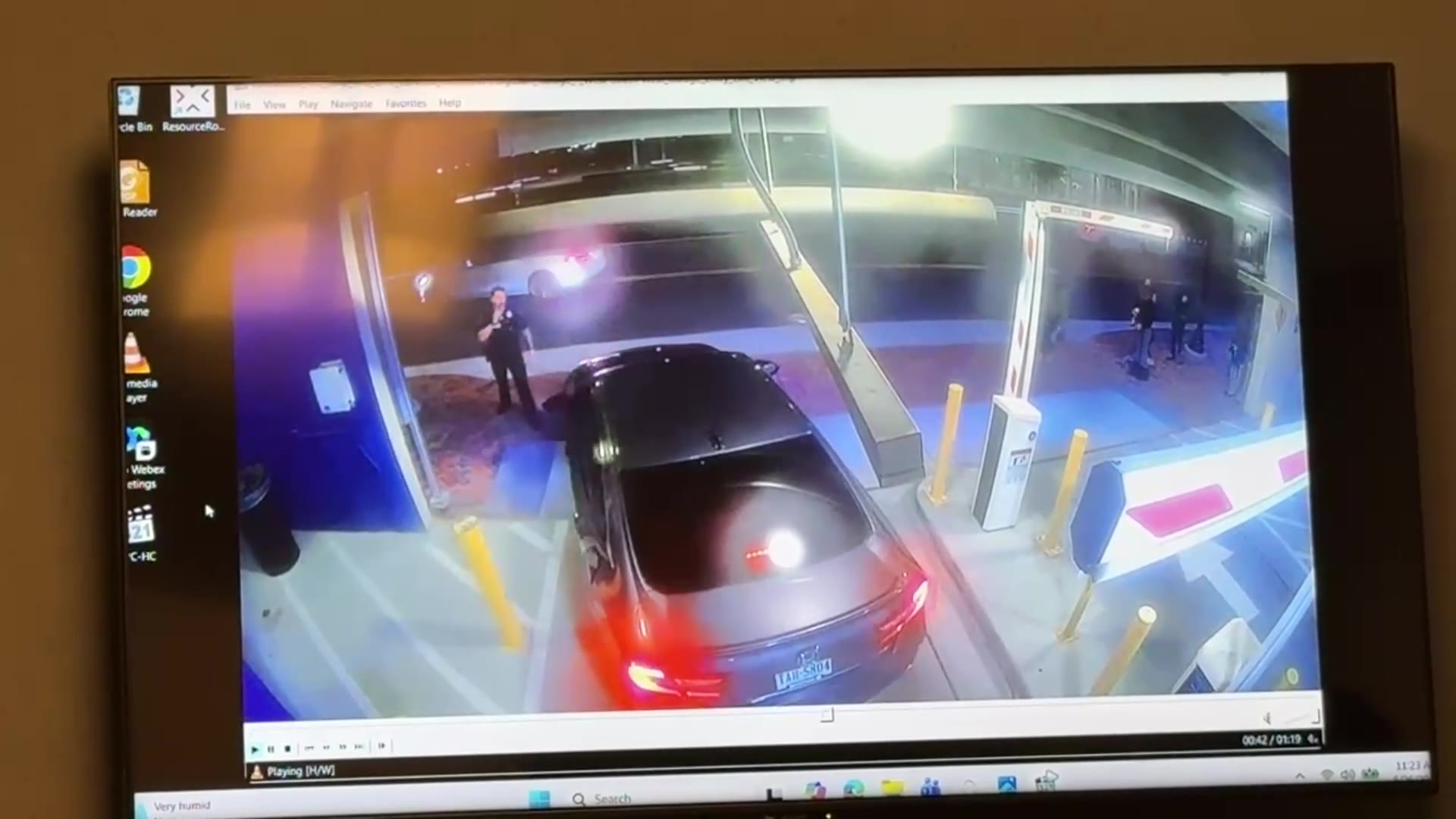 NNPD chief addresses video of officer pointing gun at SUV