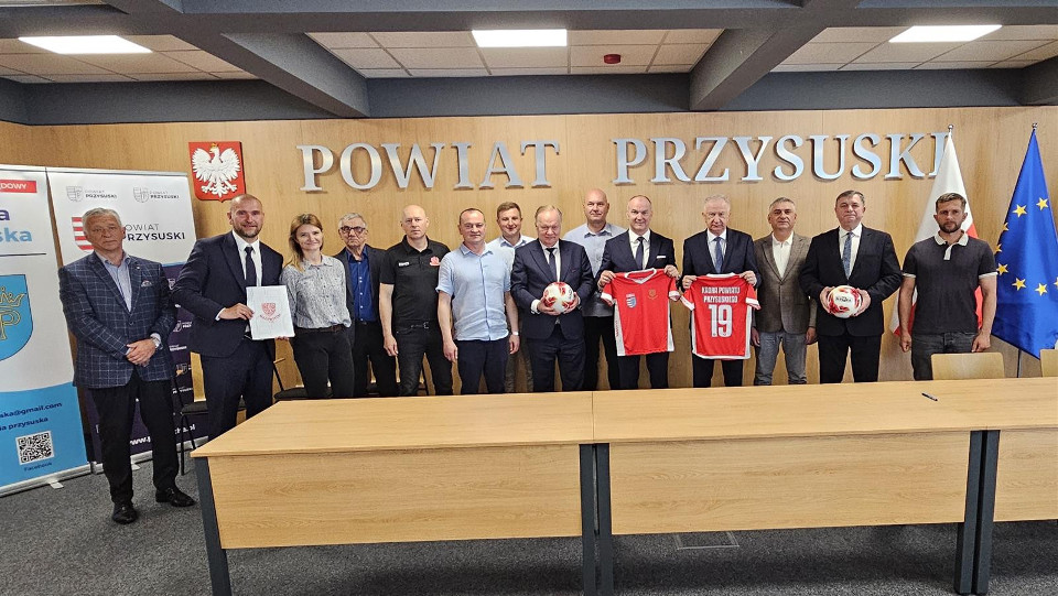 Piłkarskie kadry maluchów powstaną w powiatach. W Grójcu i Prrzysusze ...