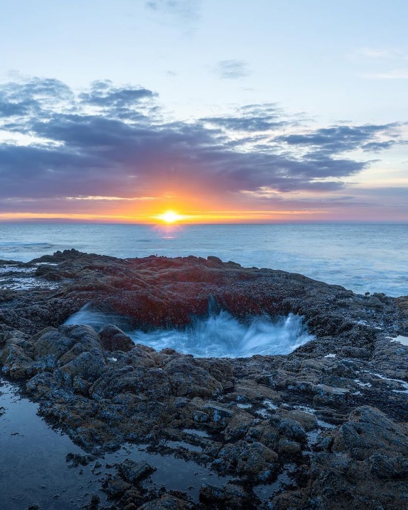 This Oregon natural wonder looks like the ocean is being swallowed by a ...