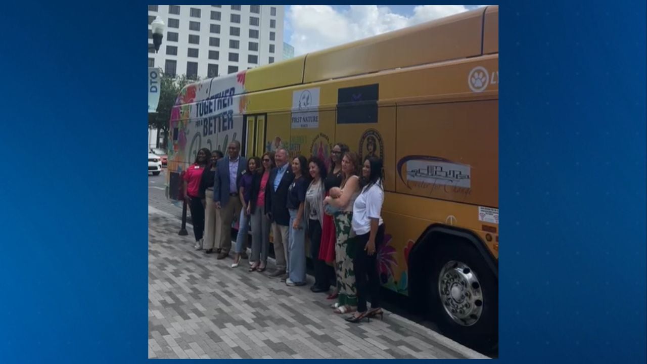 Non-profits in central Florida gain exposure on new LYNX bus