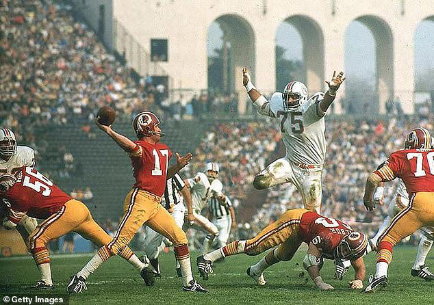 NFL in mourning as two-time Super Bowl winner dies at age 79