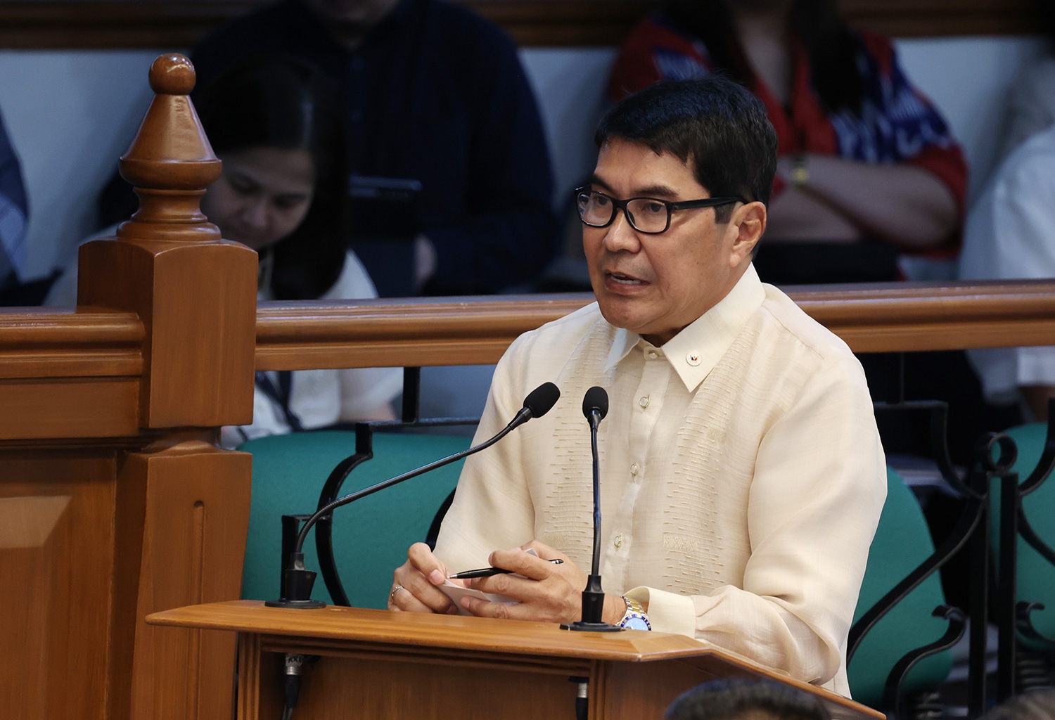 Erwin Tulfo files bill exempting indigents from board, bar exam fees