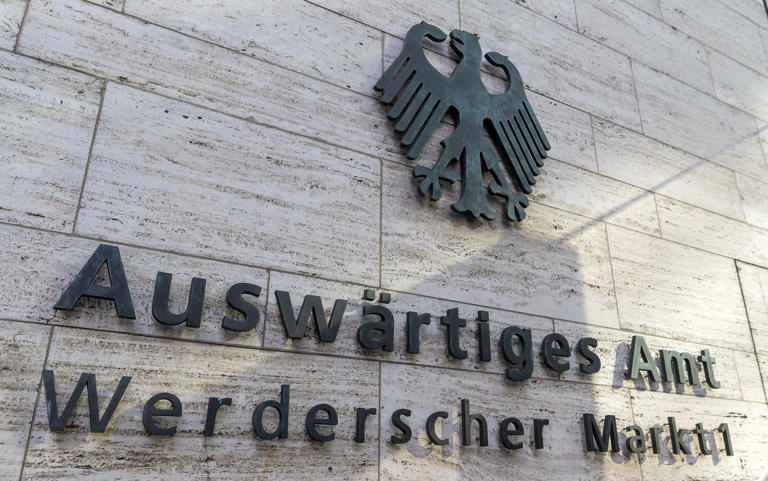 Berlin summons Russian envoy after Moscow threatens new Kiev attacks
