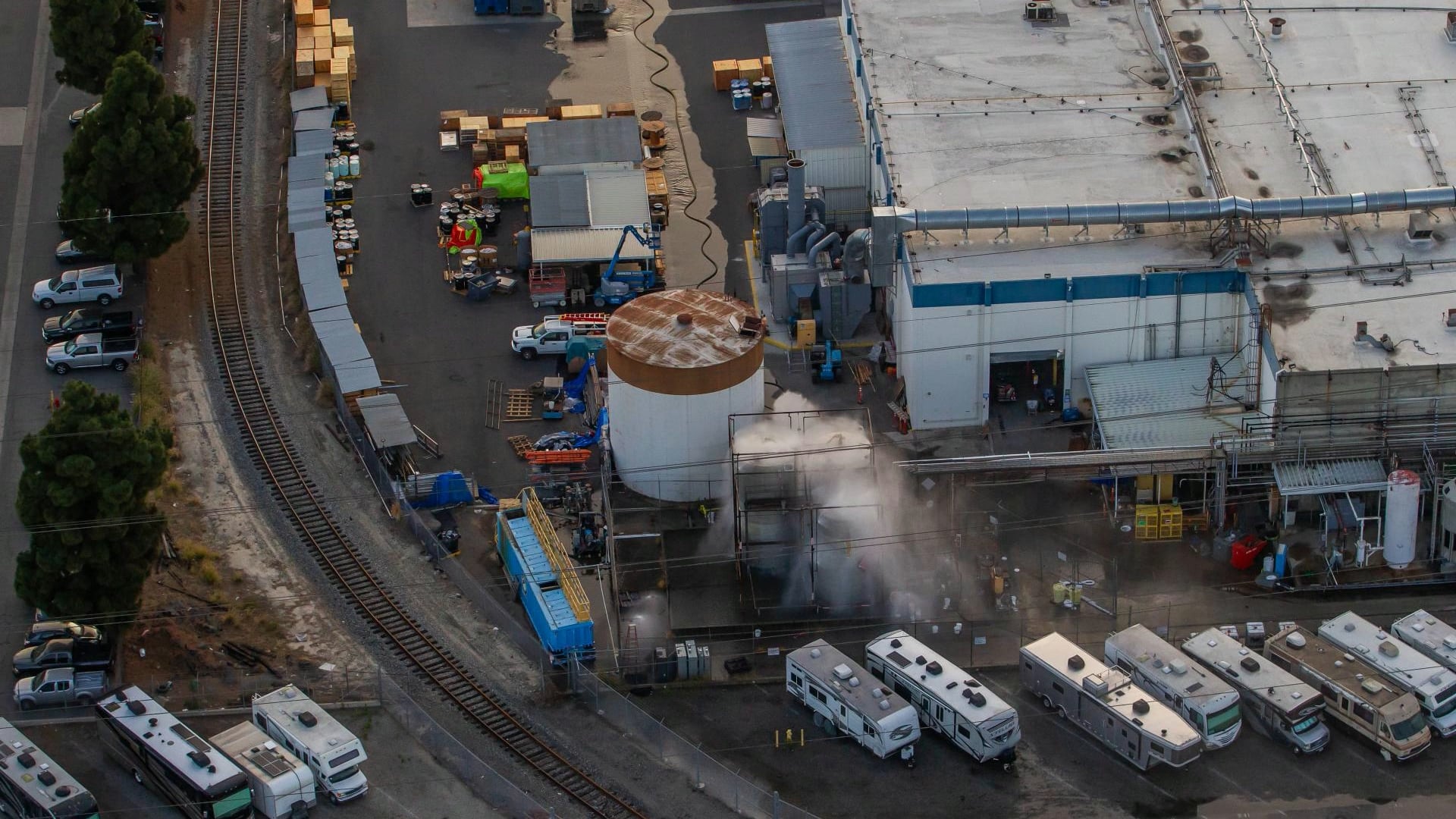 California chemical tank explosion no longer a threat