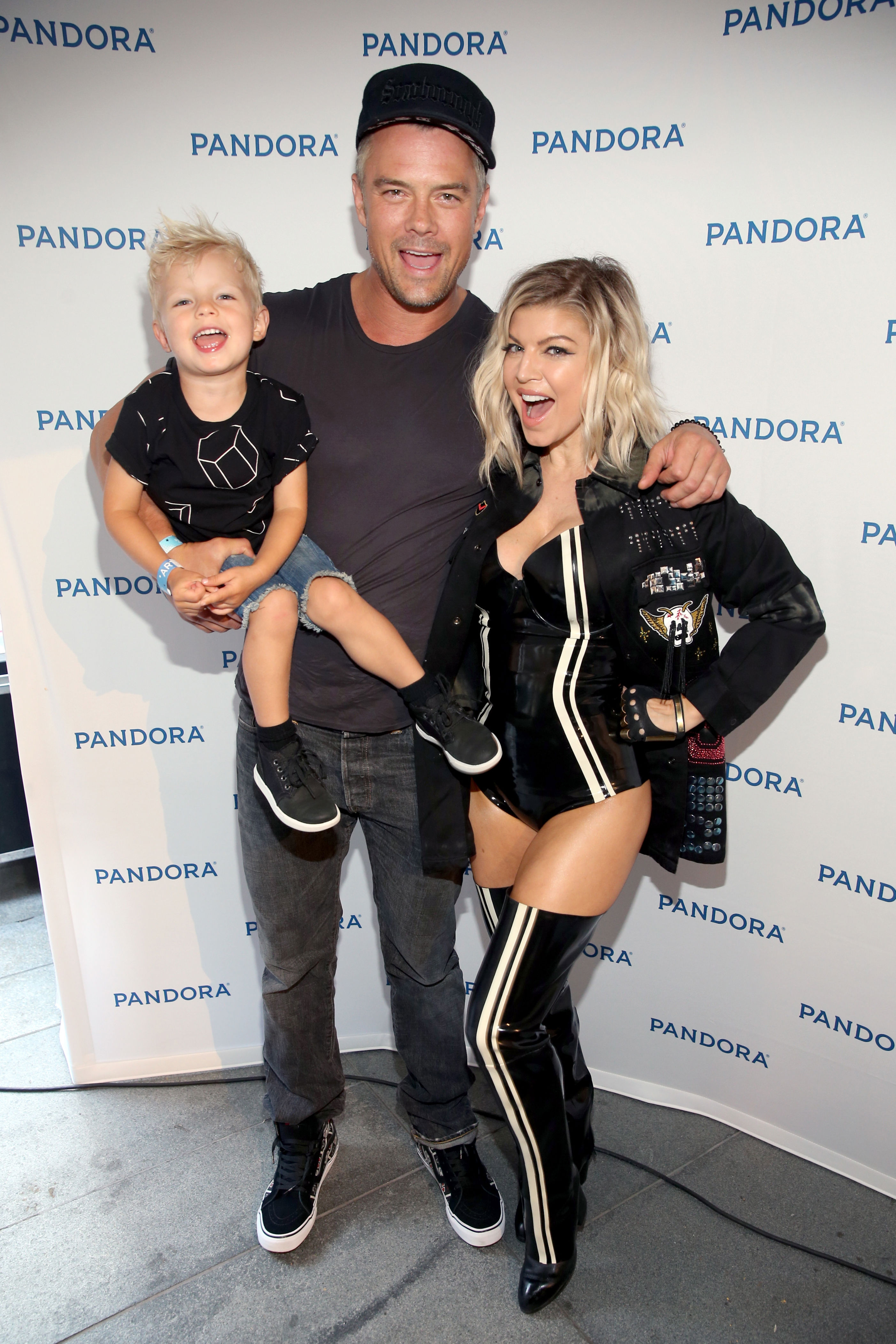 Fergie has emotional reunion with Black Eyed Peas 'brothers' at 2026 AMAs