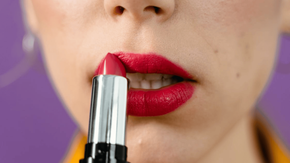 What lipstick color you should wear for every occasion?