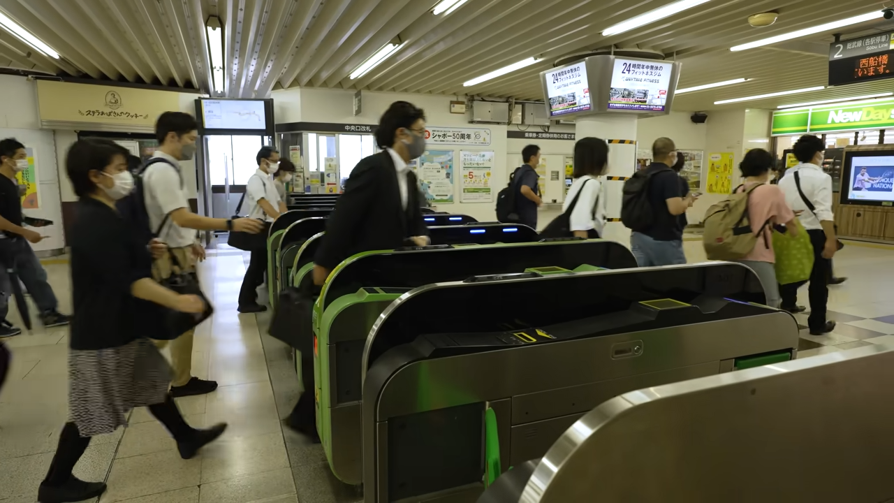Would you trade your American commute for Japan’s controlled transit ...
