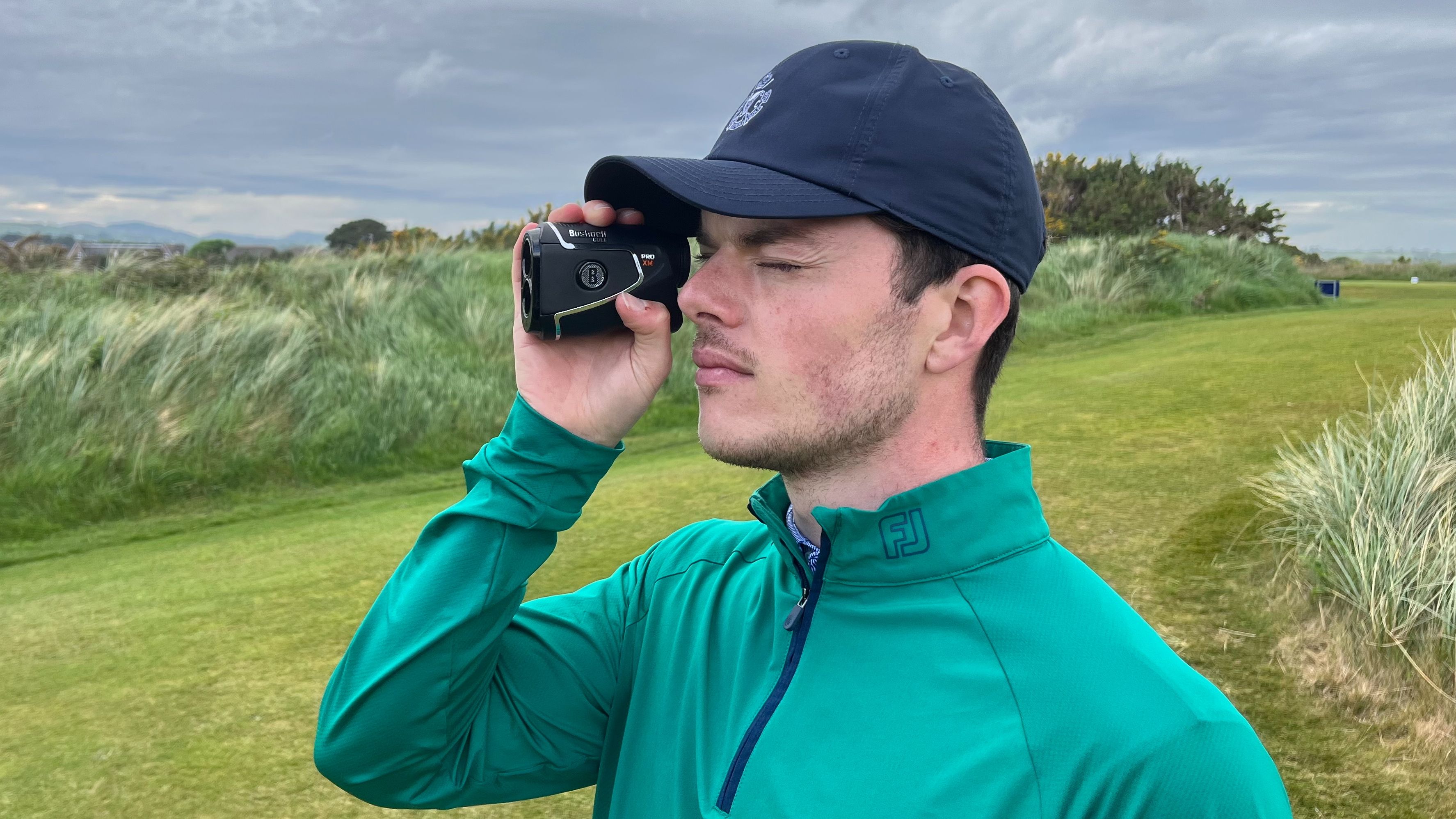 Bushnell Pro XM rangefinder review: The best 'mini' rangefinder on the ...