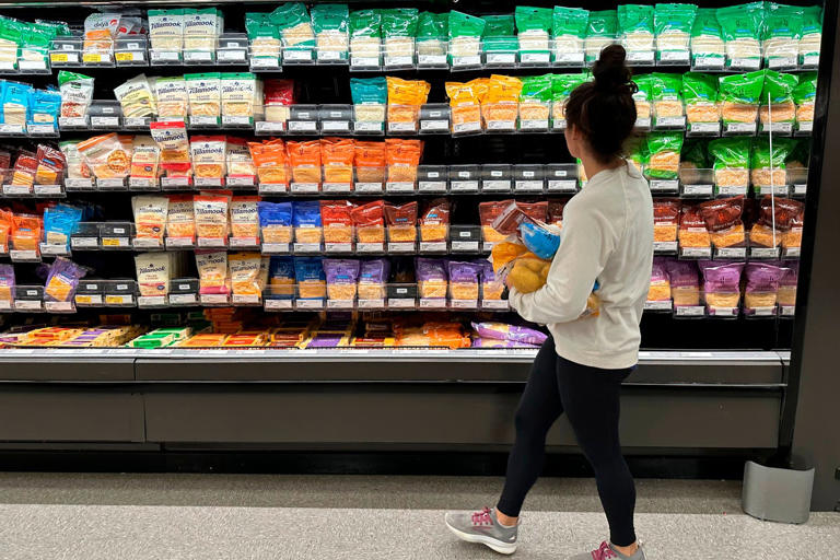 Consumer confidence dented with gas prices around $4.50 and inflation ...