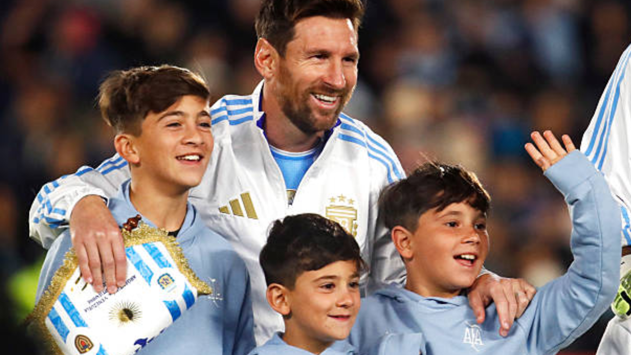 Lionel Messi son Ciro Messi steals spotlight with stunning right-foot ...