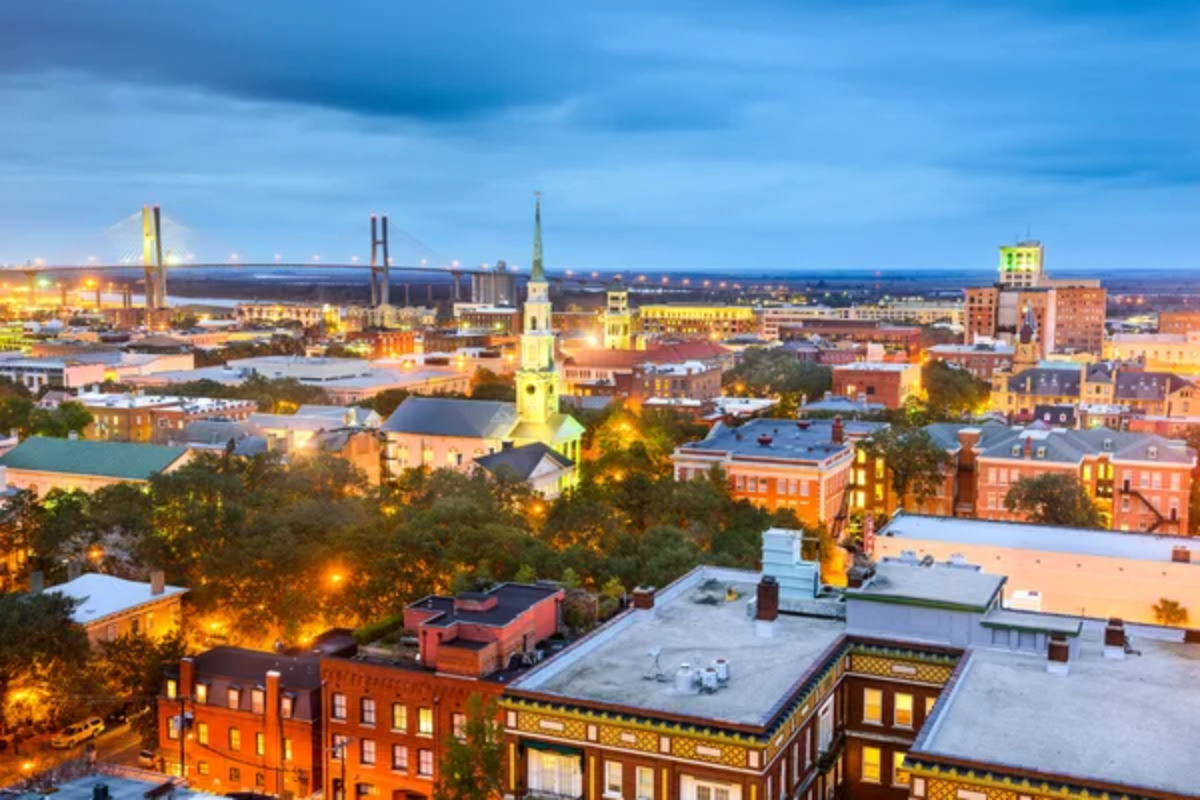 13 US towns with haunted history tours