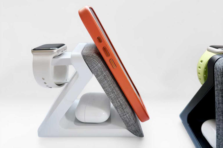 Journey Summit Ultra review: 3-in-1 charger with fast iPhone charging