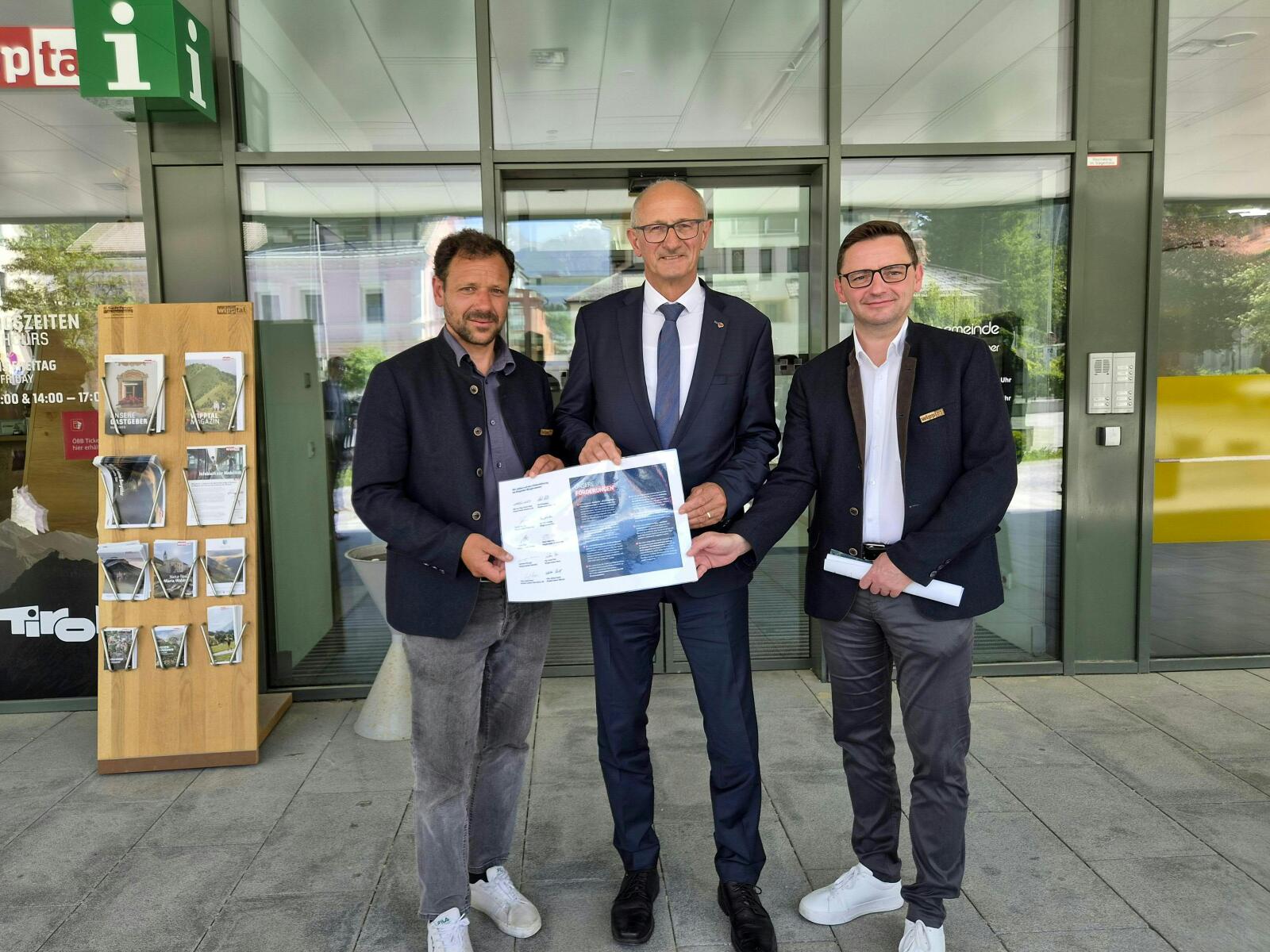 Brenner-Demo mit Transit-Forderungen - Mattle nimmt teil