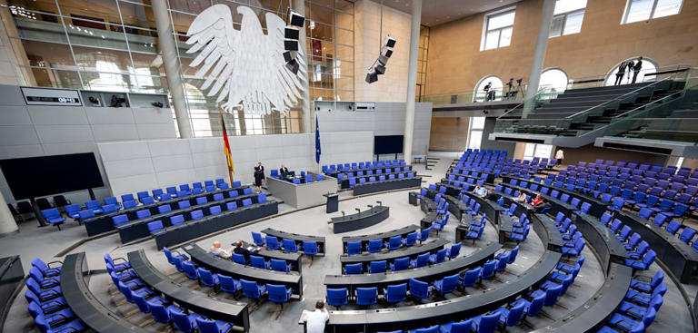 Gysi verpasst jede zweite Abstimmung, Bas und Amthor ohne Fehlzeiten