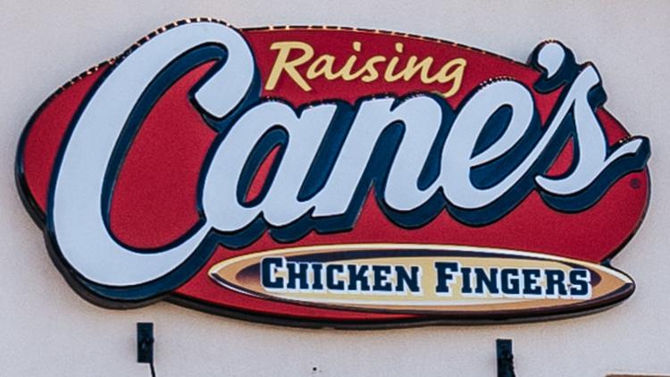 Raising Cane’s opens new location in Akron
