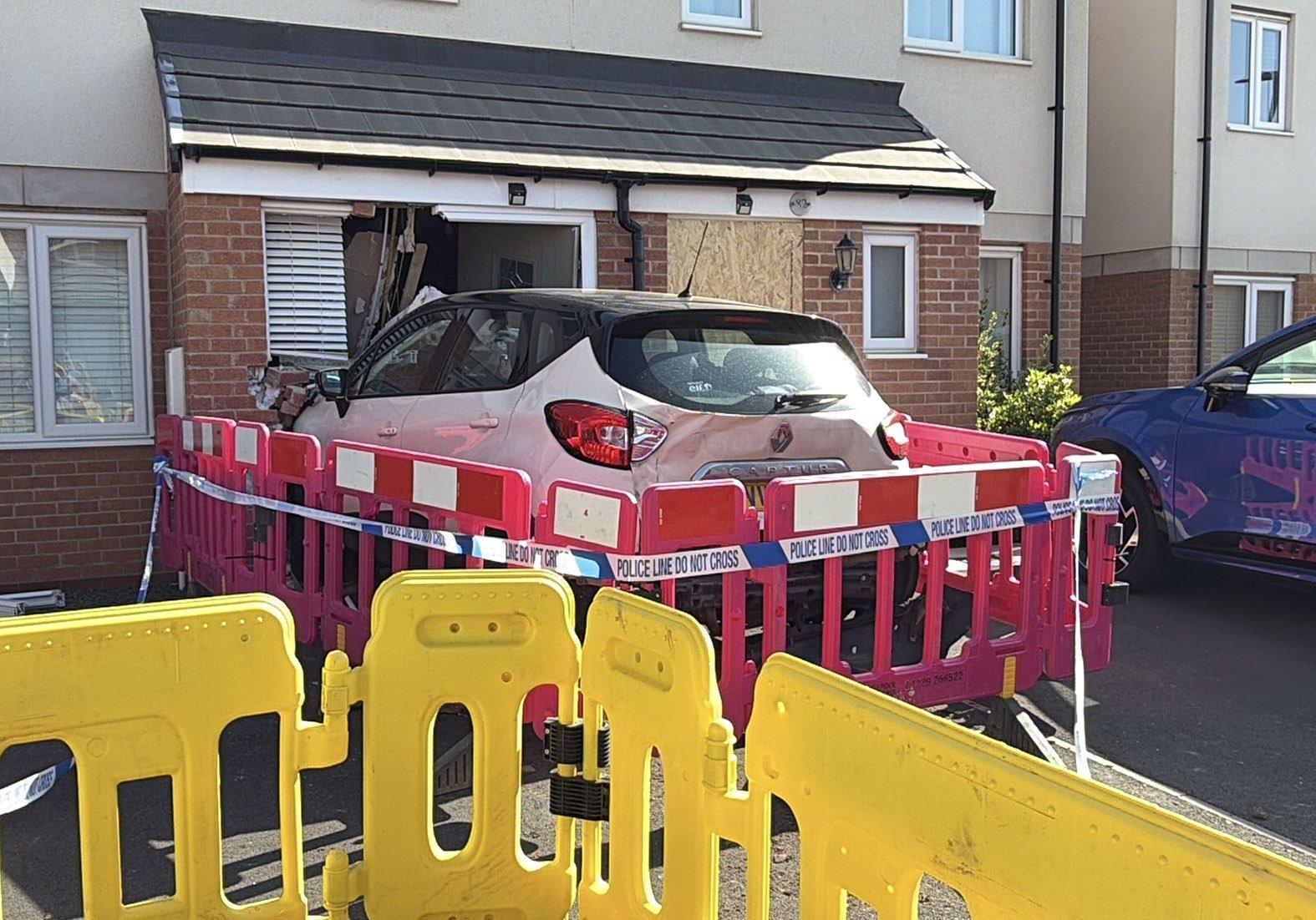 Hartlepool detectives appeal for information after Renault car collides ...