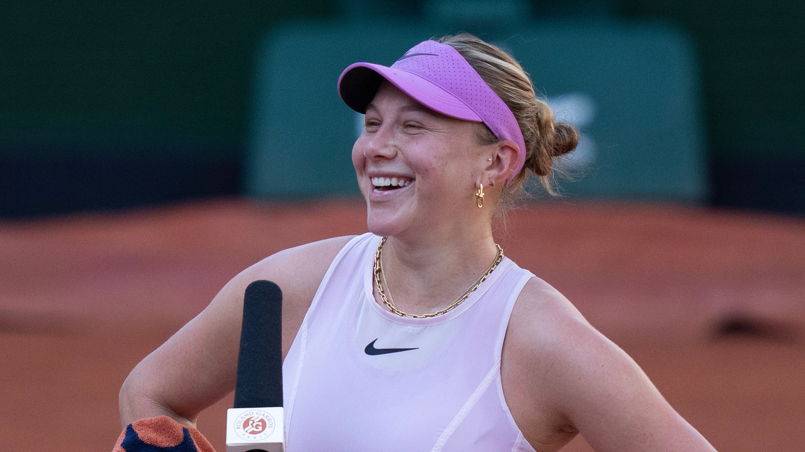 Amanda Anisimova returns to action, win first-round match in Paris