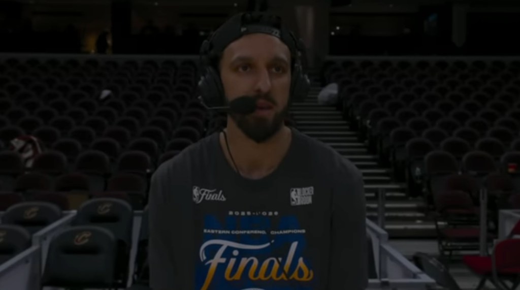 Lights appear to go out on Landry Shamet during ESPN interview after ...