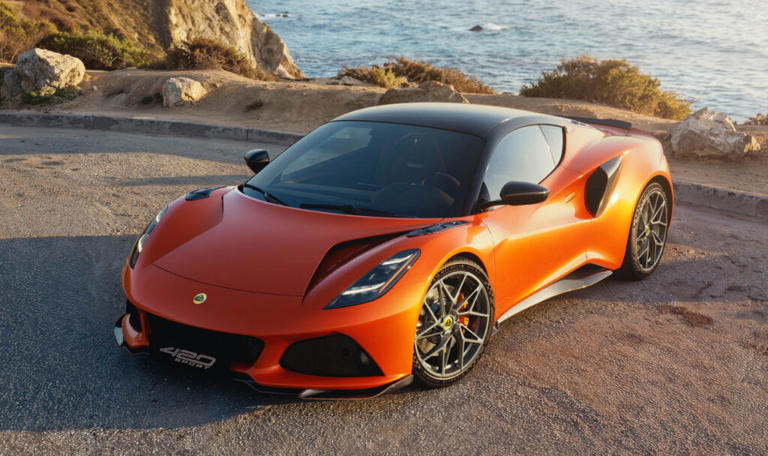 The world’s fastest four-banger just got faster