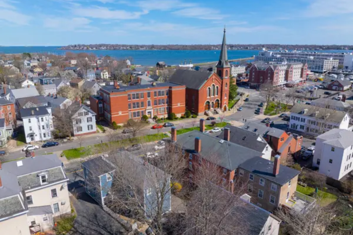 13 US towns with haunted history tours