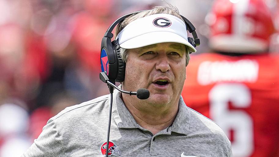 2026 college football season features 5 mind-blowing stats fans can't ...