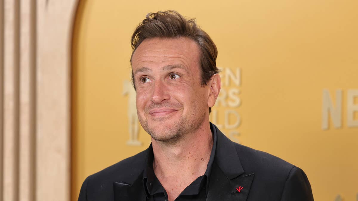 Netflix to remove 'Dispatches from Elsewhere' starring Jason Segel on ...