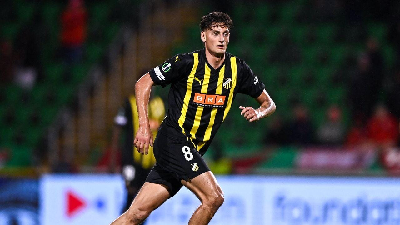 Silas Andersen volta a marcar e a falar do Sporting: «É tentador»