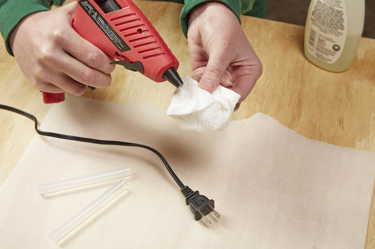 How to use a glue gun for crafting and home DIY
