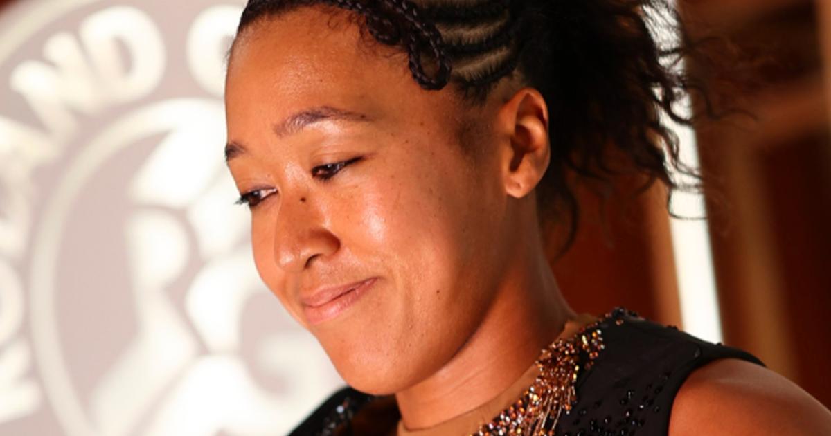 La nouvelle tenue audacieuse de Naomi Osaka pour Roland-Garros divise ...