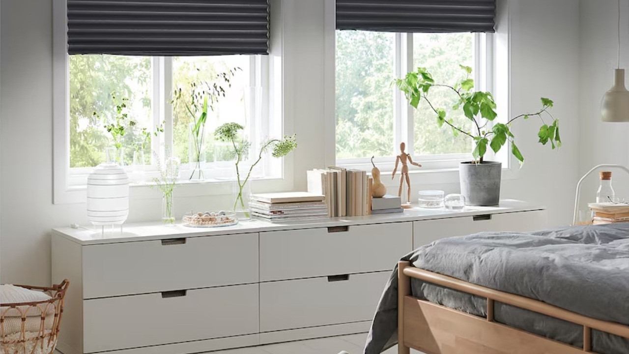Oubliez la clim et le ventilateur : ce store IKEA à 4 € cartonne avant ...