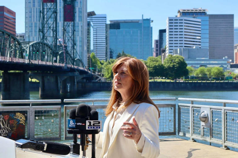 How Christine Drazan set herself up for a rematch with Oregon Gov. Tina ...