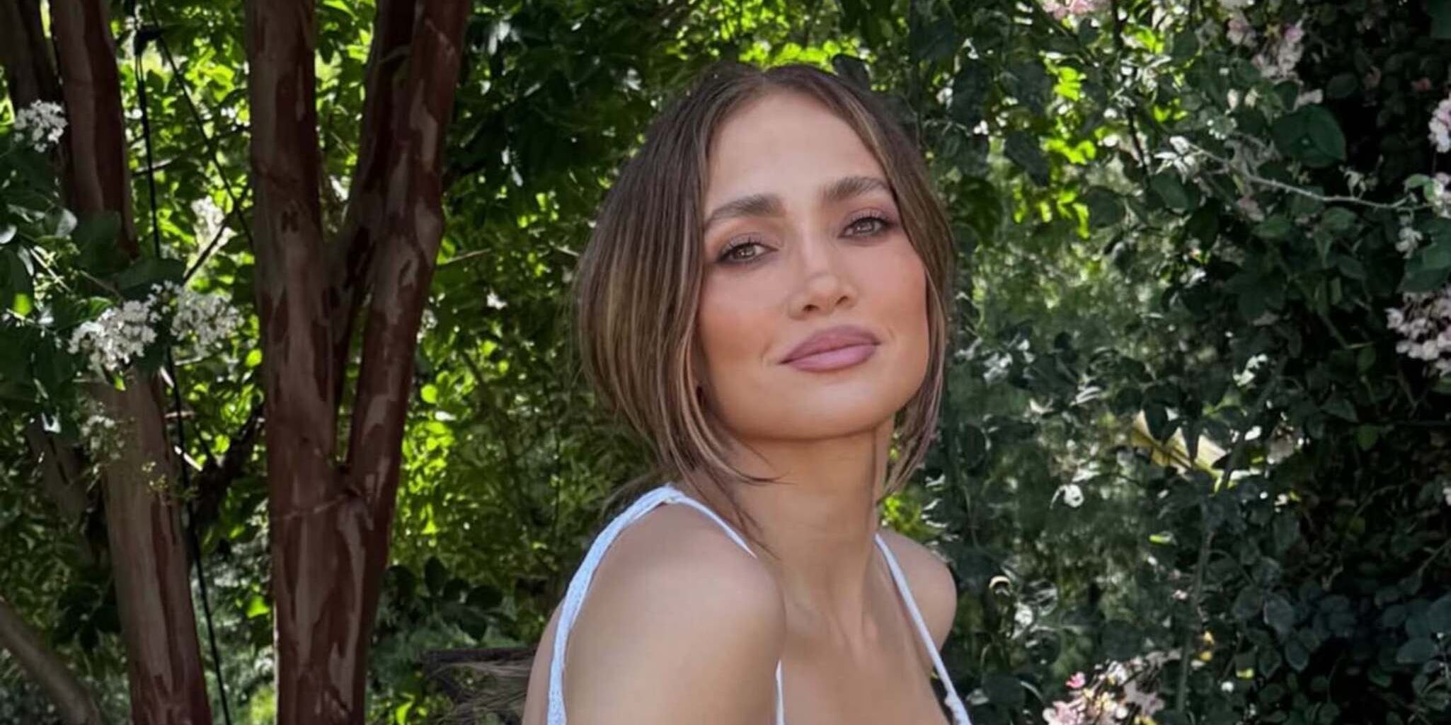 Jennifer Lopez says it’s summer now with her Memorial Day whites