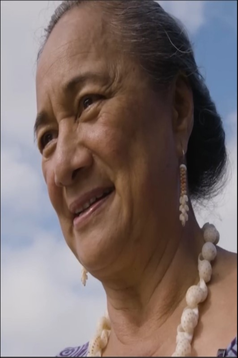 The ancient Hawaiian art of bark cloth making