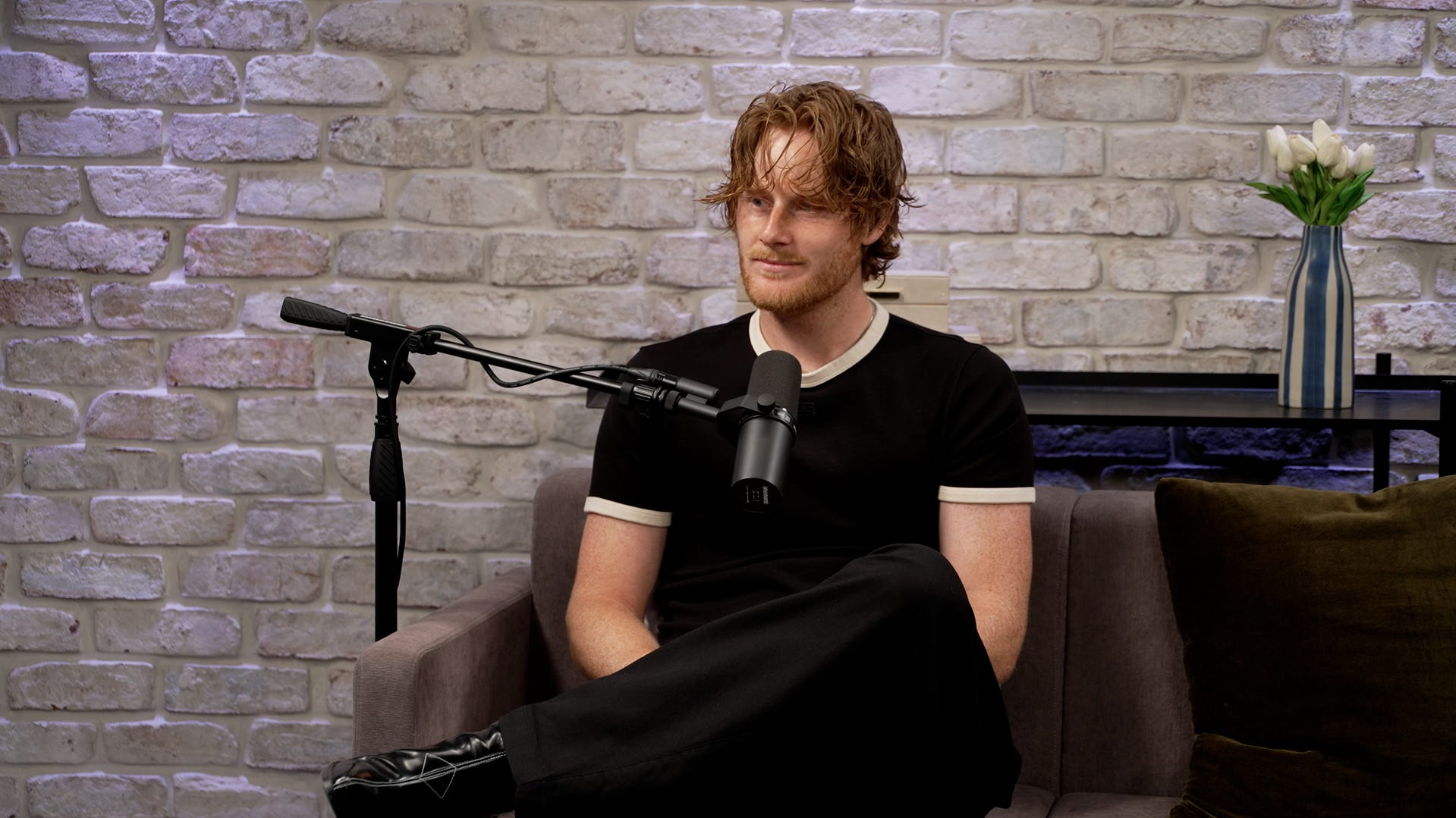 Singer-songwriter Matt Hansen gets real about therapy, songwriting