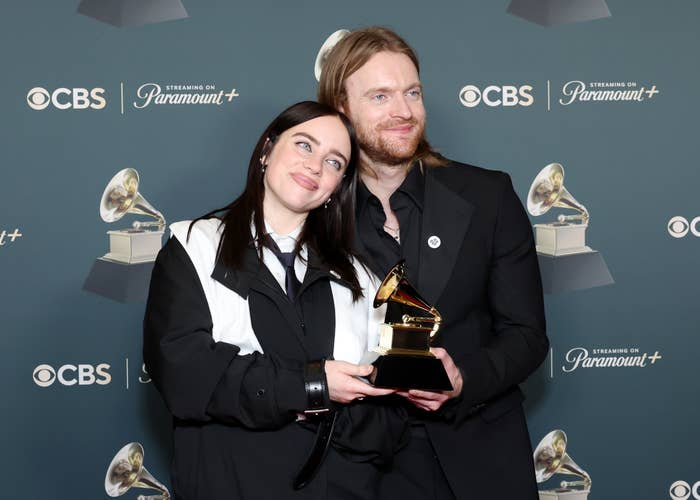 Finneas is being praised for his A+ comment on a TikTok dragging Billie ...