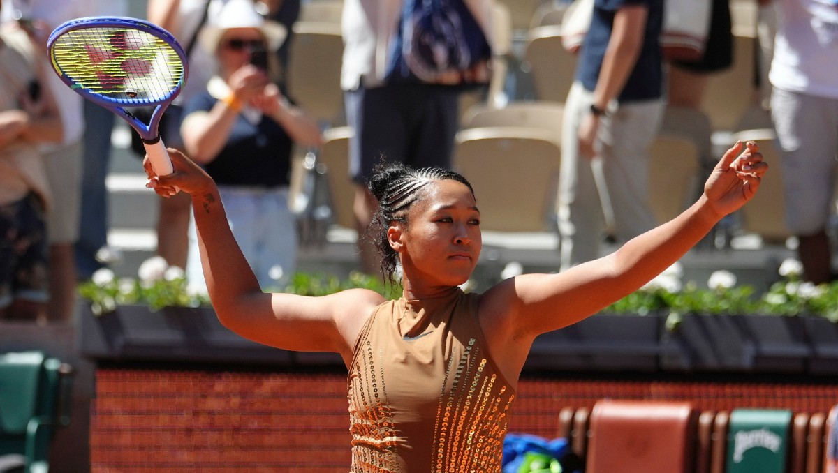 Naomi Osaka luce impresionante atuendo con lentejuelas previo a su ...