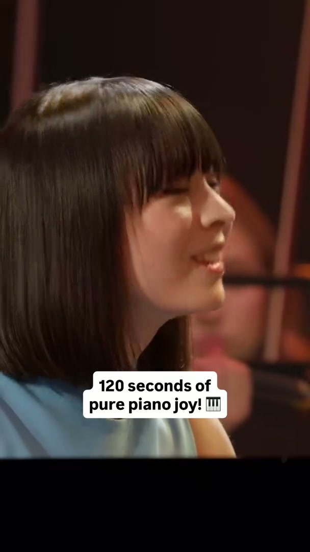 Alice Sara Ott - Grieg's #piano concerto at Classic FM Live. Watch the ...