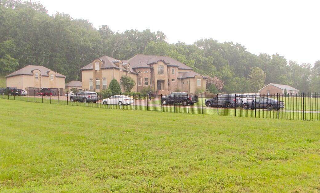 Officers recover stolen vehicles from Texas and Ohio during early ...