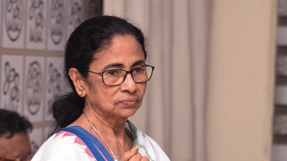 'Ganda Dharm' remark: Mamata Banerjee faces case for hurting Hindu ...