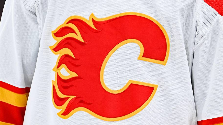 Calgary Flames 2026 NHL draft profile: Carson Carels