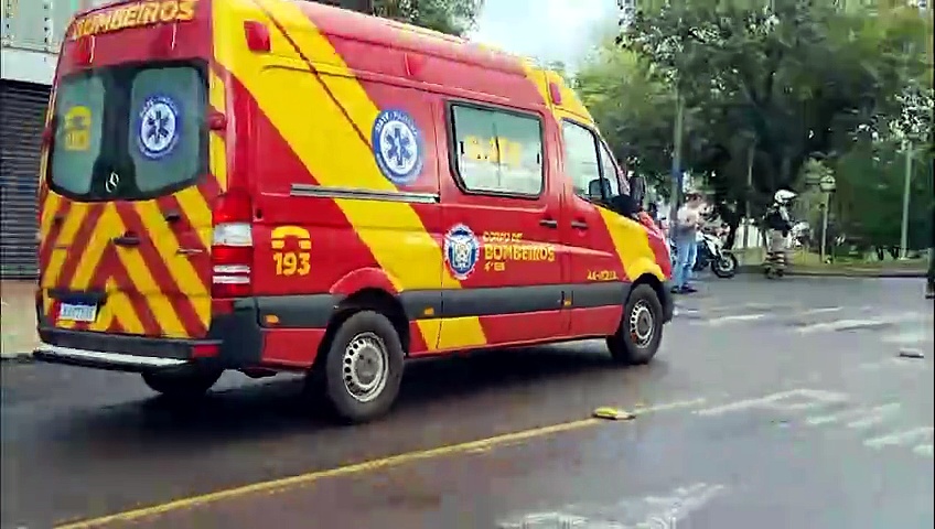 Motociclista fica ferido em acidente na Rua Salgado Filho, em Cascavel